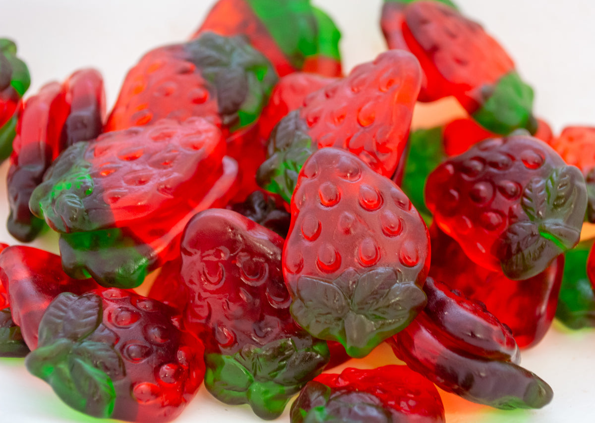 Gummy Strawberries – KANDY KORNER
